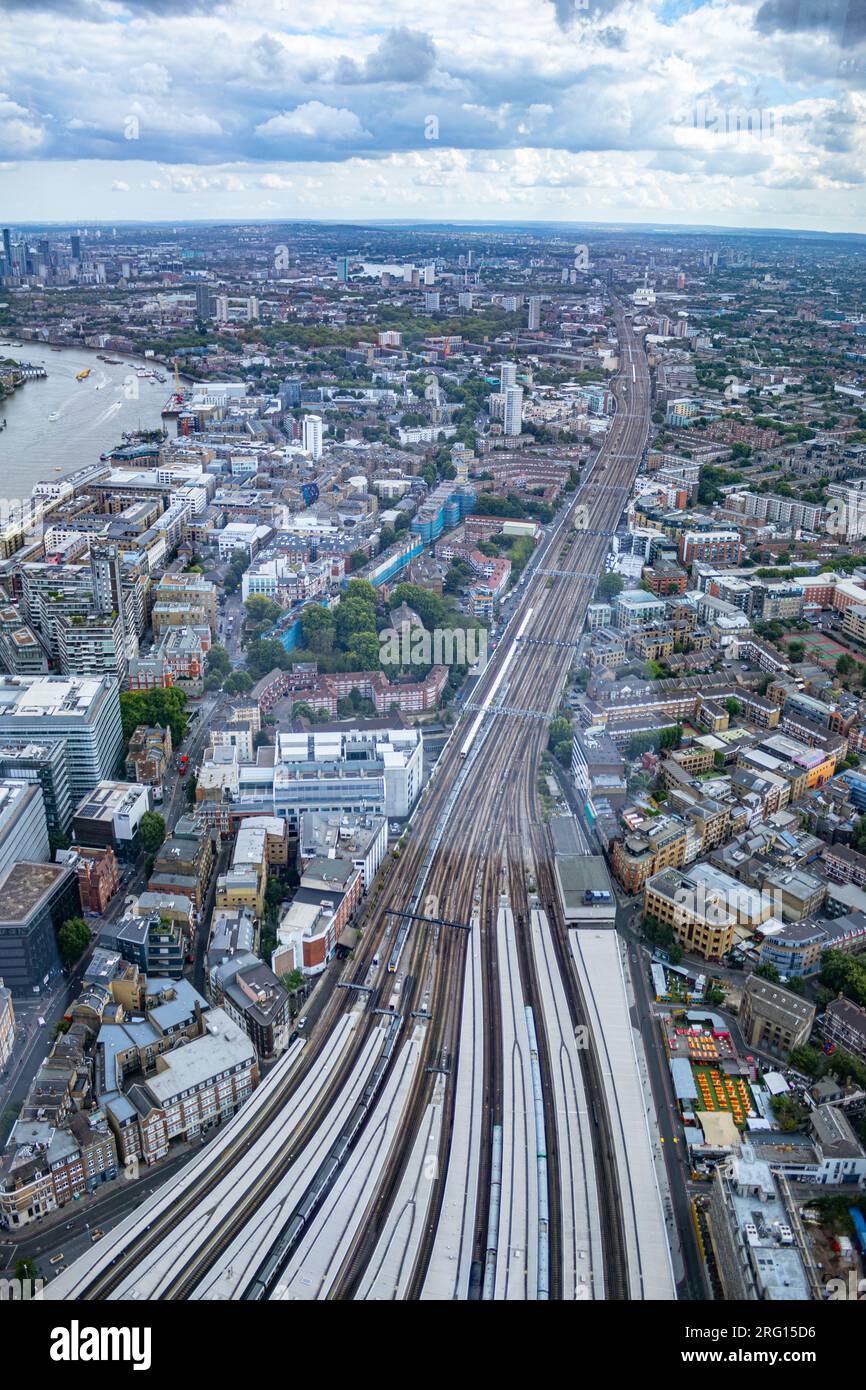 London bridge railway line hi-res stock photography and images - Alamy