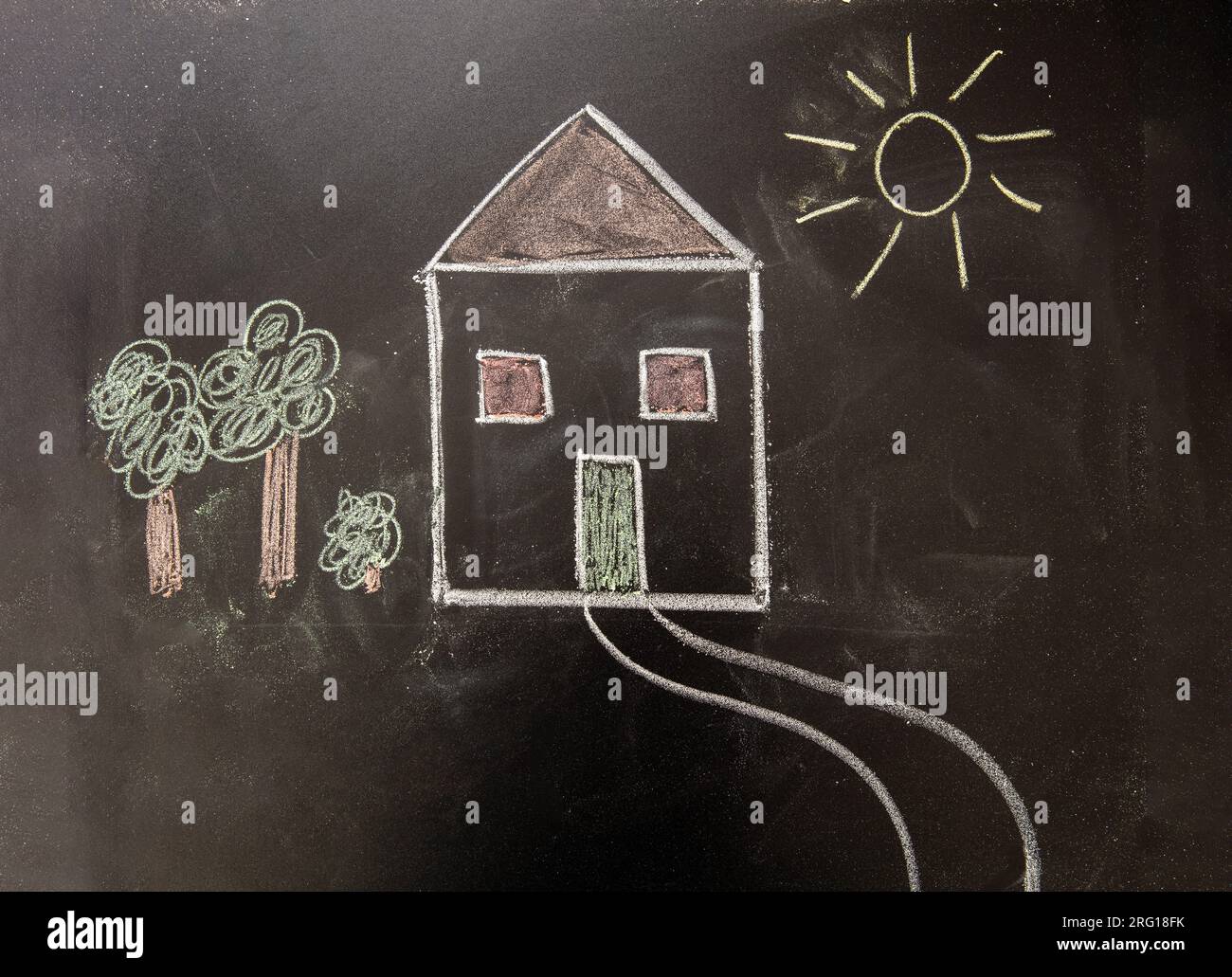 Student drawing house hi-res stock photography and images - Alamy