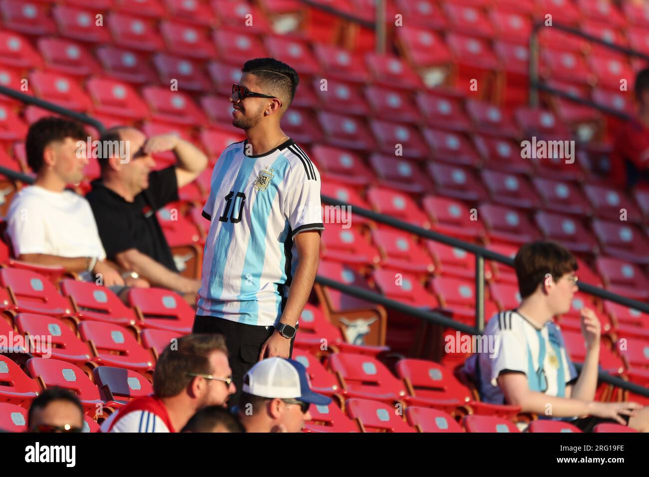 Messi inter miami fans hi-res stock photography and images - Alamy