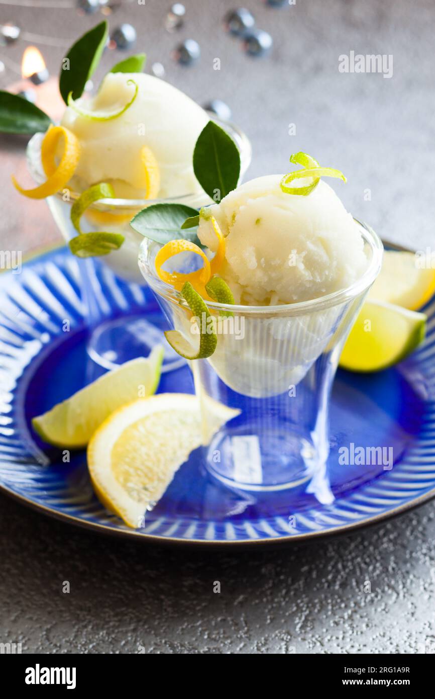 Lime ice cream hi-res stock photography and images - Alamy