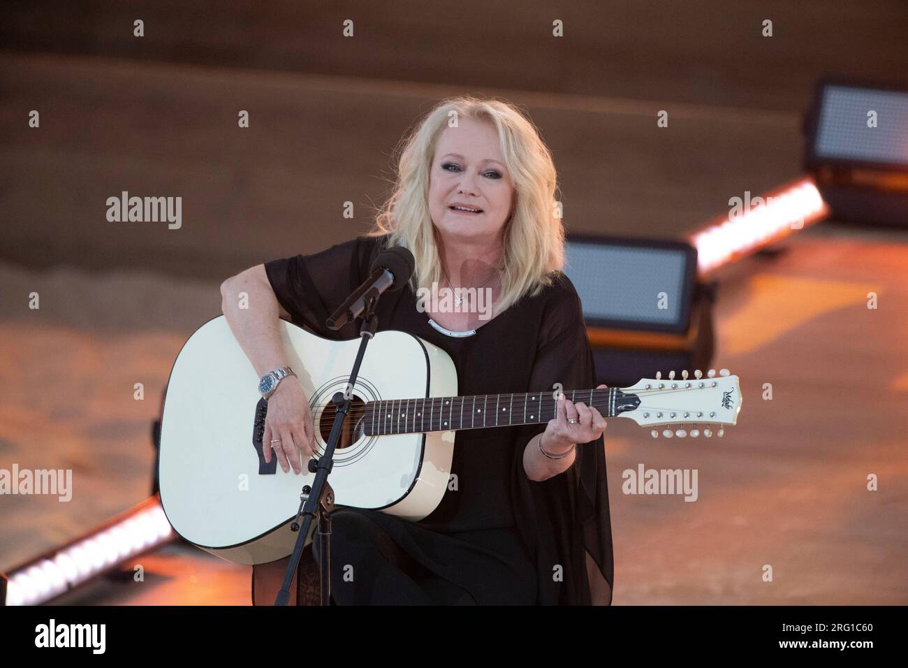 NICOLE, singer, musician, pop singer, singing, singing, concert, the ...