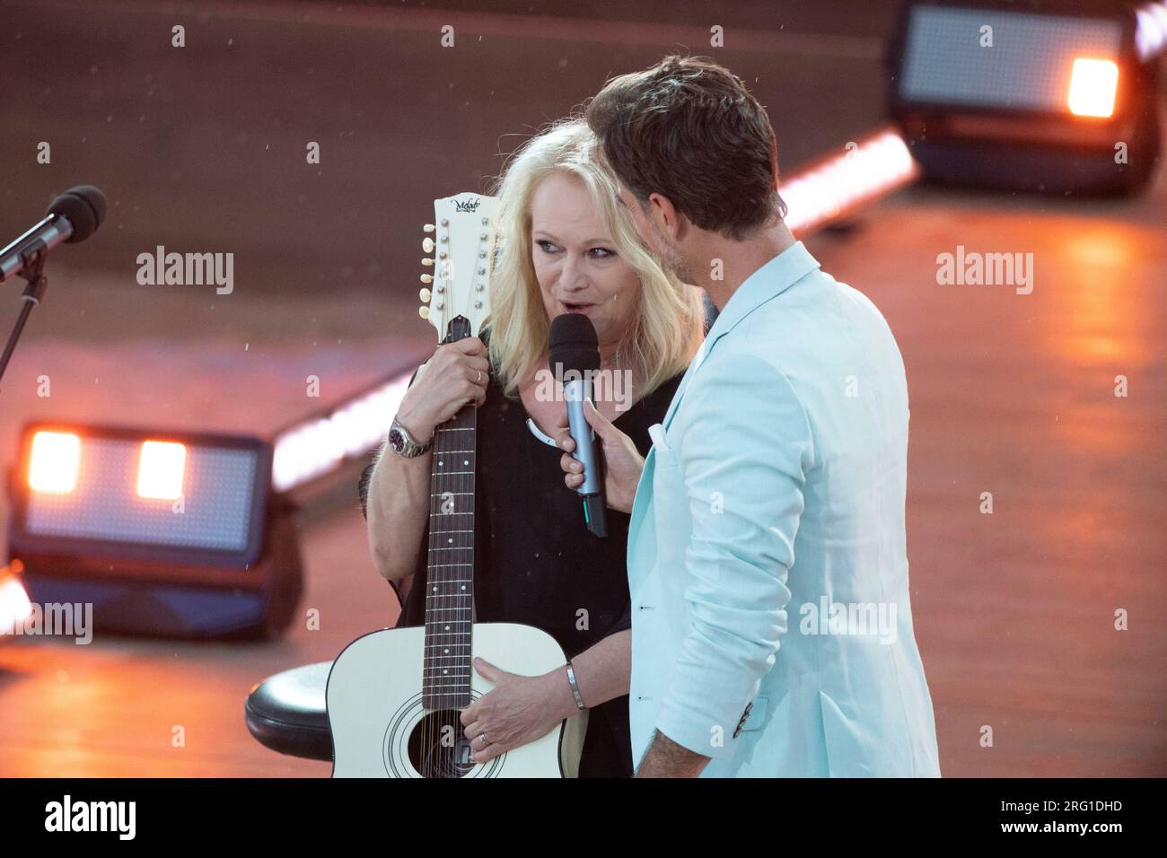 NICOLE, singer, musician, pop singer, singing, singing, concert ...