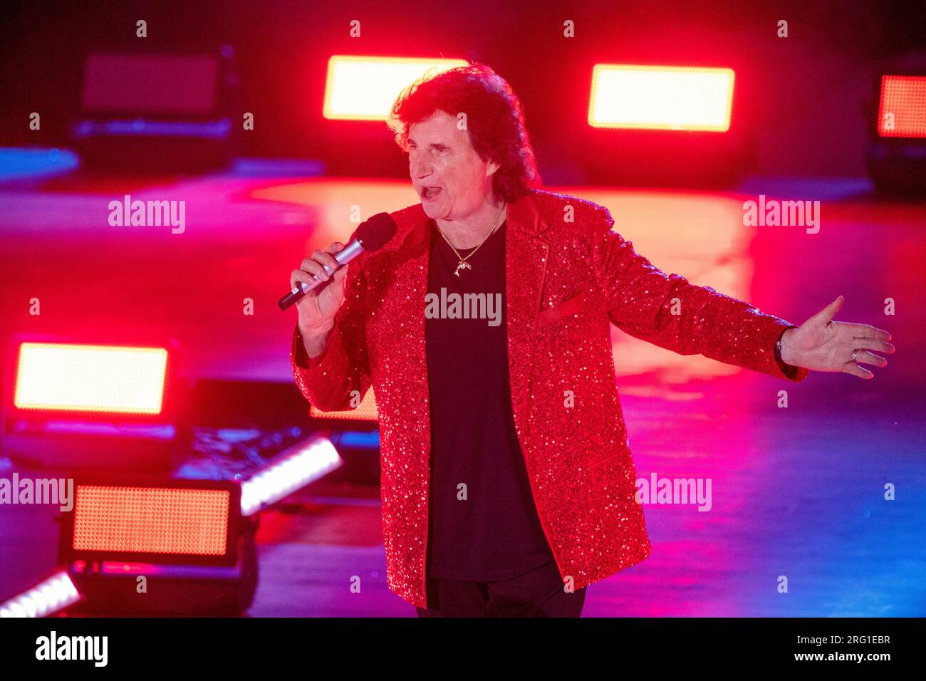 OLAF der FLIPPER, singer, musician, pop singer, singing, singing ...