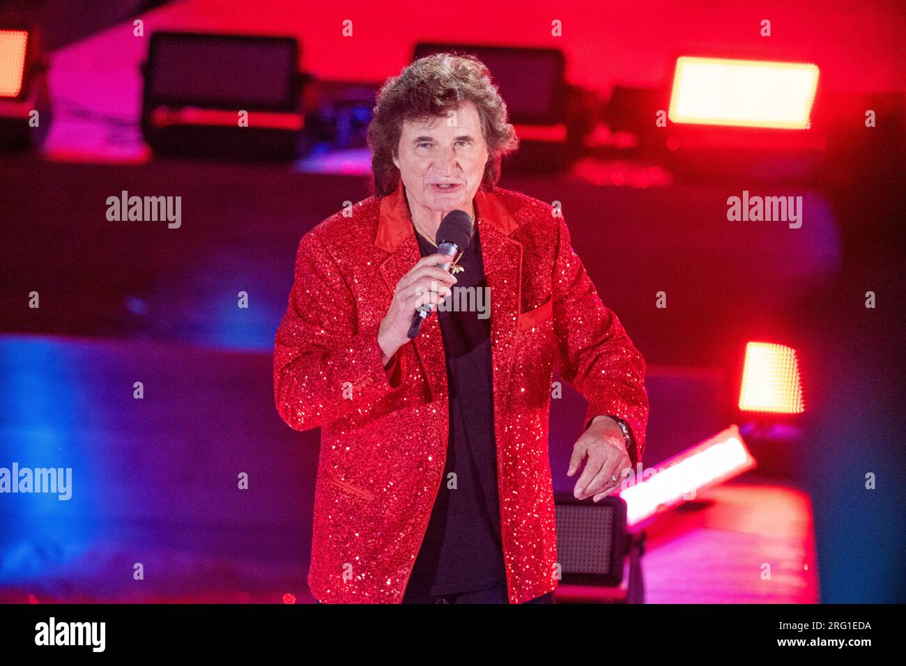 OLAF der FLIPPER, singer, musician, pop singer, singing, singing ...