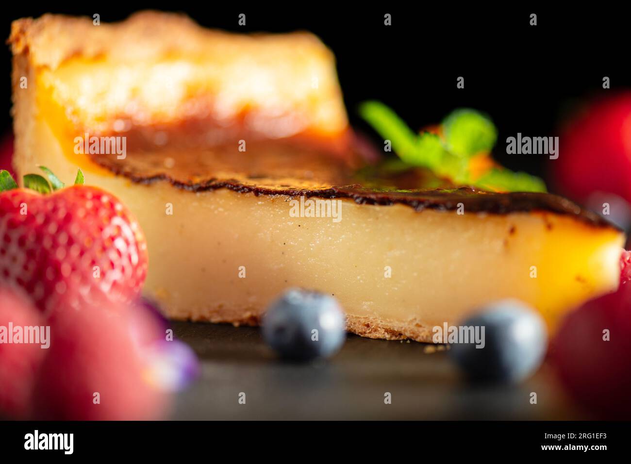 Parisian flan french custard hi-res stock photography and images - Alamy