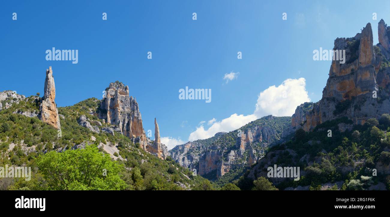 Rocky spires in Mascun Ravine in Guara Mountains Stock Photo - Alamy