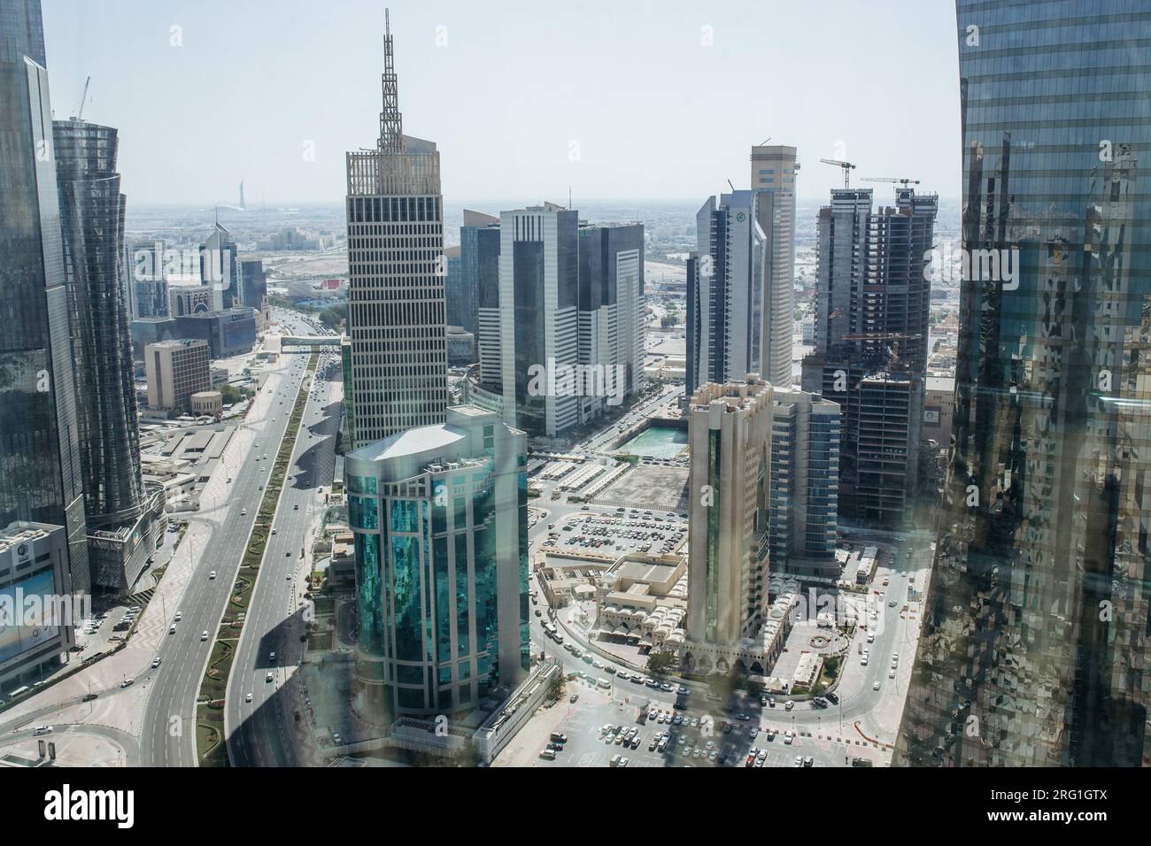 Doha landscape hi-res stock photography and images - Alamy