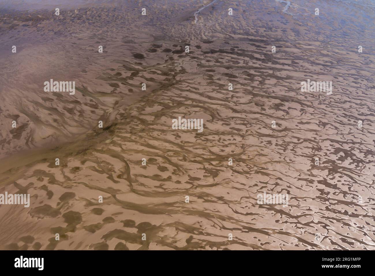 Aerial view tidal patterns hi-res stock photography and images - Alamy