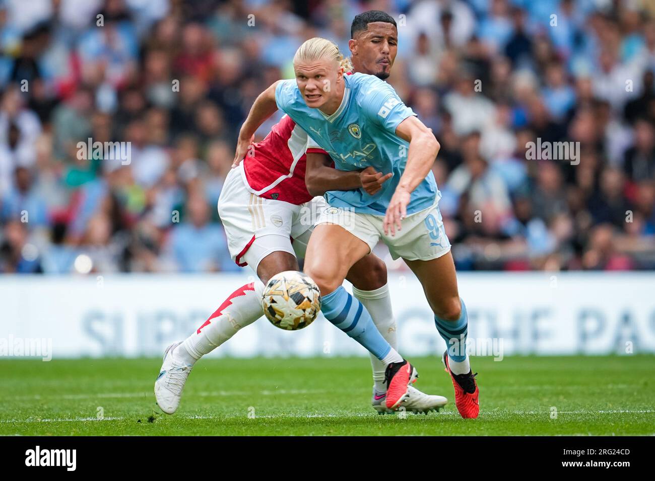 Erling haaland city arsenal hi-res stock photography and images - Alamy