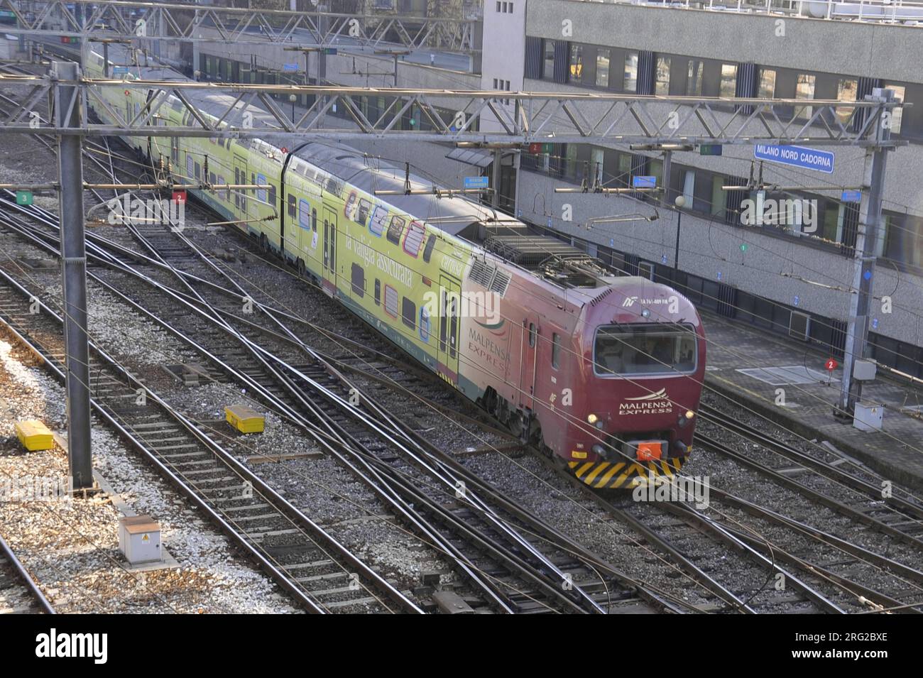 - Ferrovie Nord Milano, Cadorna station, Malpensa Express train ...