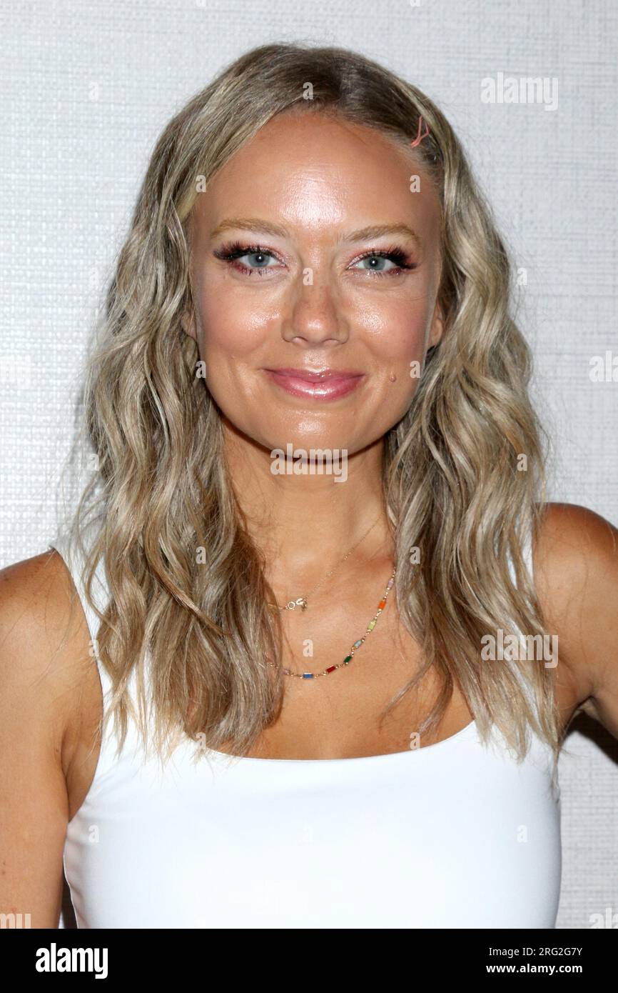 LOS ANGELES - AUG 5: Melissa Ordway at The Young and The Restless Fan ...