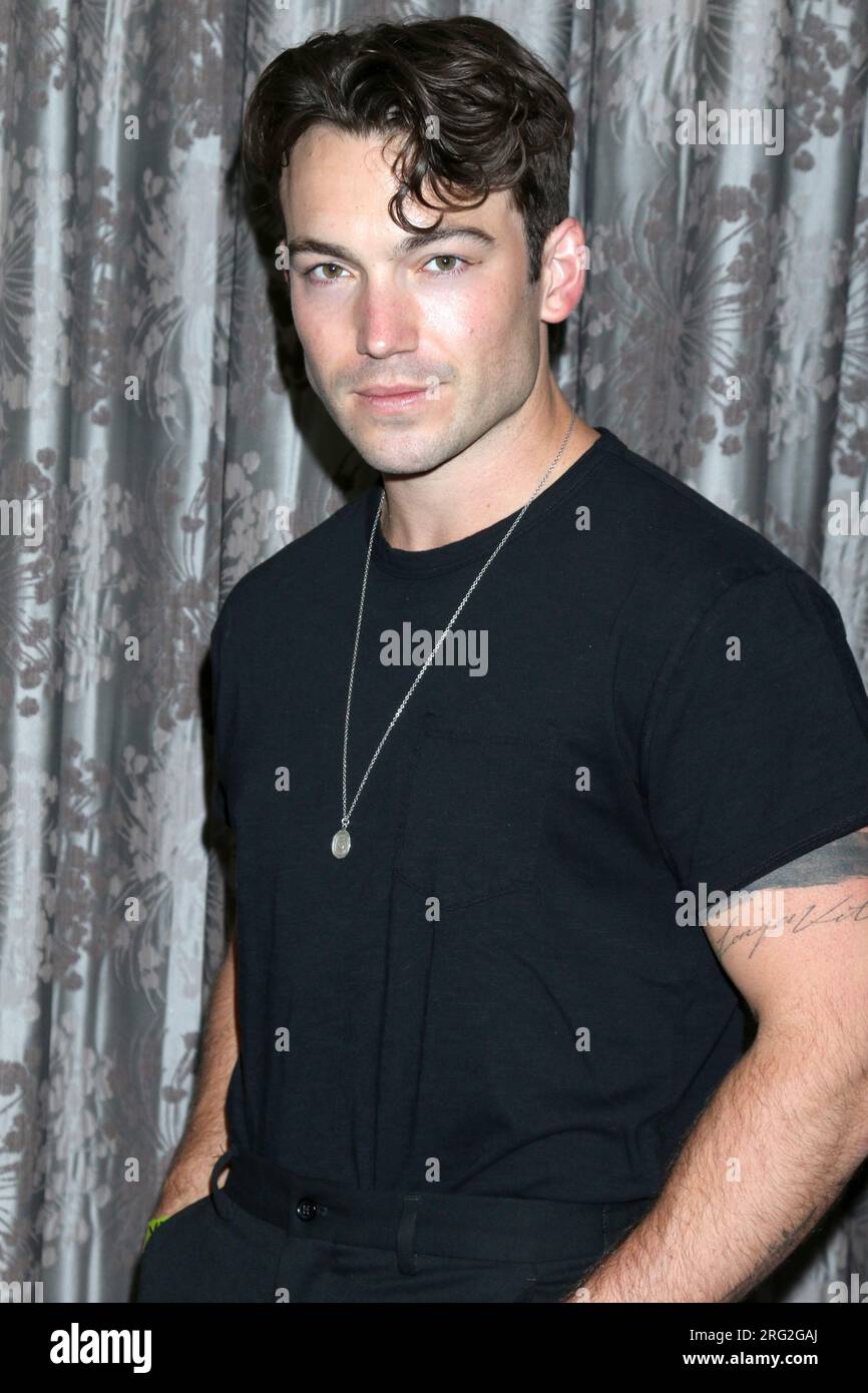 LOS ANGELES - AUG 5: Rory Gibson at The Young and The Restless Fan ...