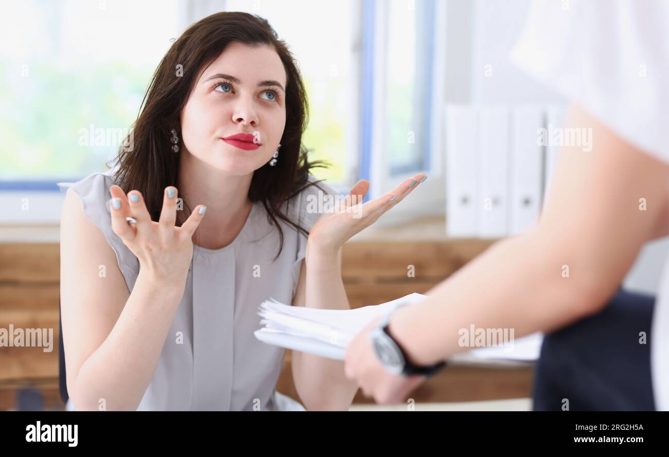 Woman business annoyed at confusion confusion Stock Photo - Alamy