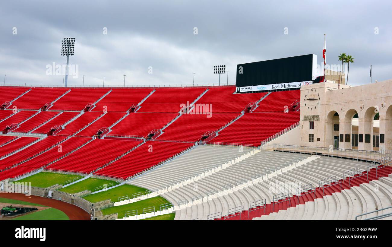 Los Angeles, California: Los Angeles Memorial Coliseum located in the ...