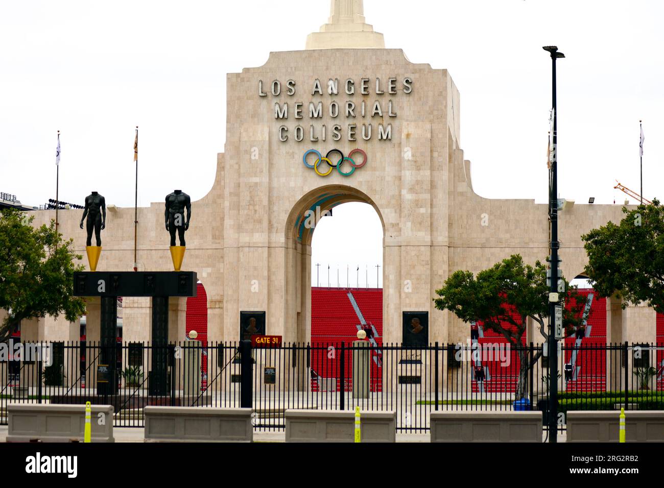 Los Angeles, California: Los Angeles Memorial Coliseum located in the ...