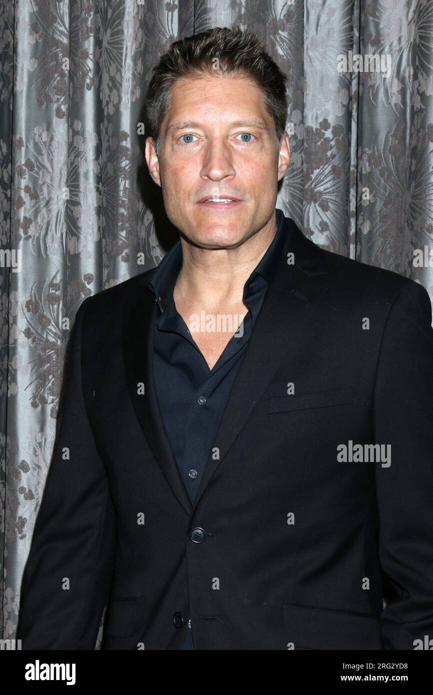LOS ANGELES - AUG 6: Sean Kanan at The Bold and the Beautiful Fan ...