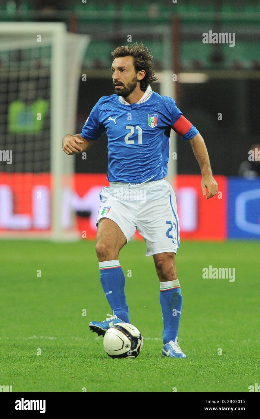 Soccer player icons hi-res stock photography and images - Alamy