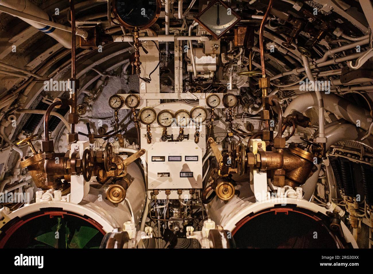 Submarine instrumentation hi-res stock photography and images - Alamy
