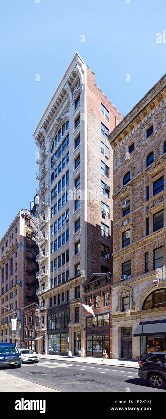 Ladies’ Mile Historic District: Holtz Building, 7 E 20th St., is a neo ...