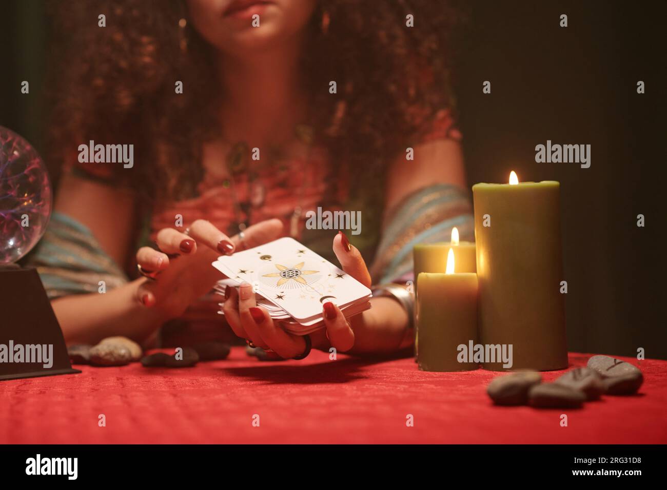 Hands young woman shuffle cards hi-res stock photography and images - Alamy