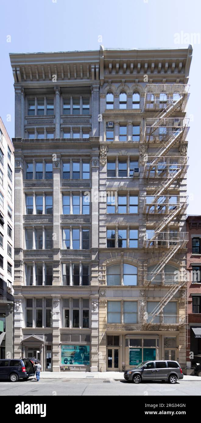 5 7 e 17th st hi-res stock photography and images - Alamy