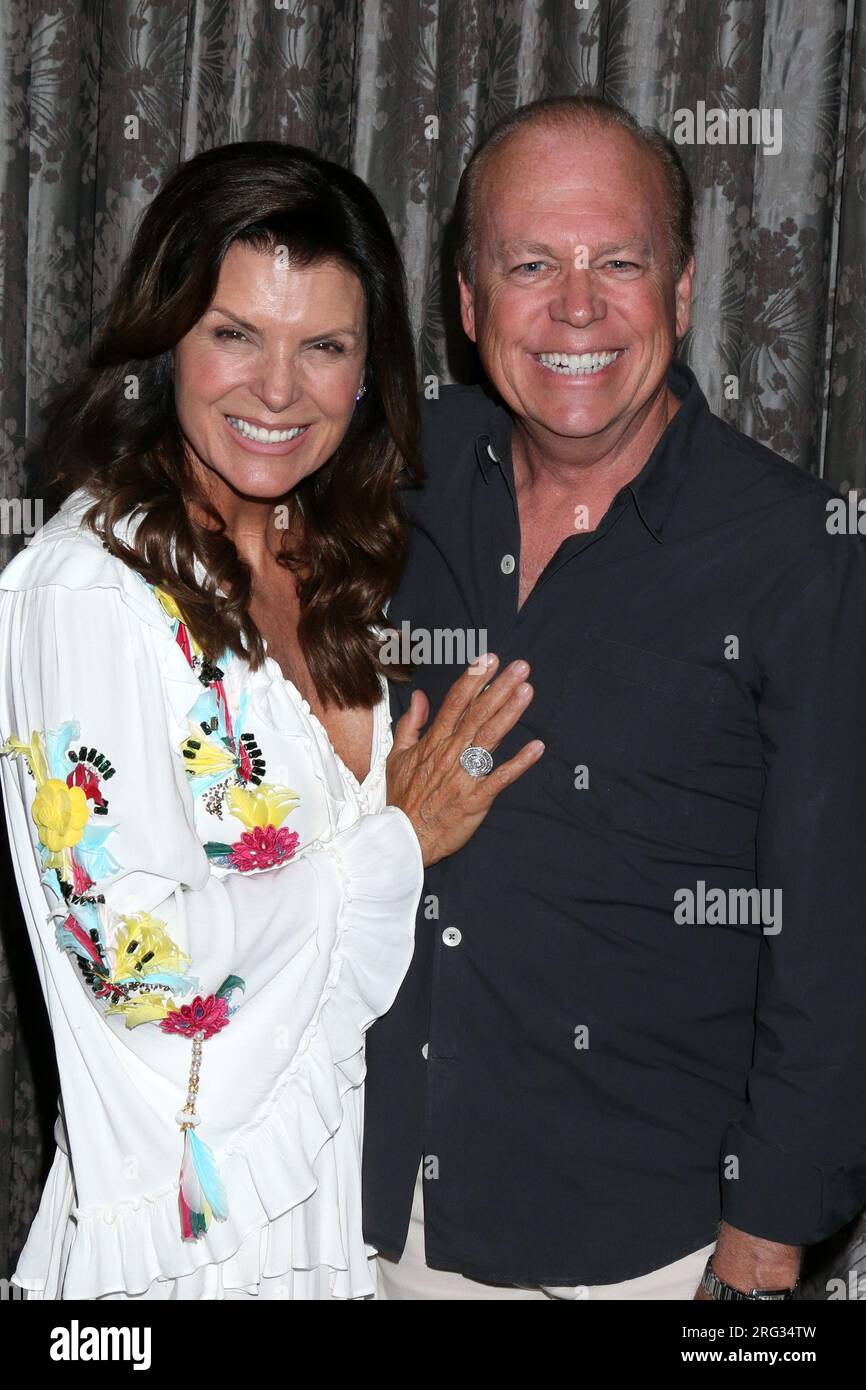 August 5, 2023, Burbank, CA, USA: LOS ANGELES - AUG 6: Kimberlin Brown ...
