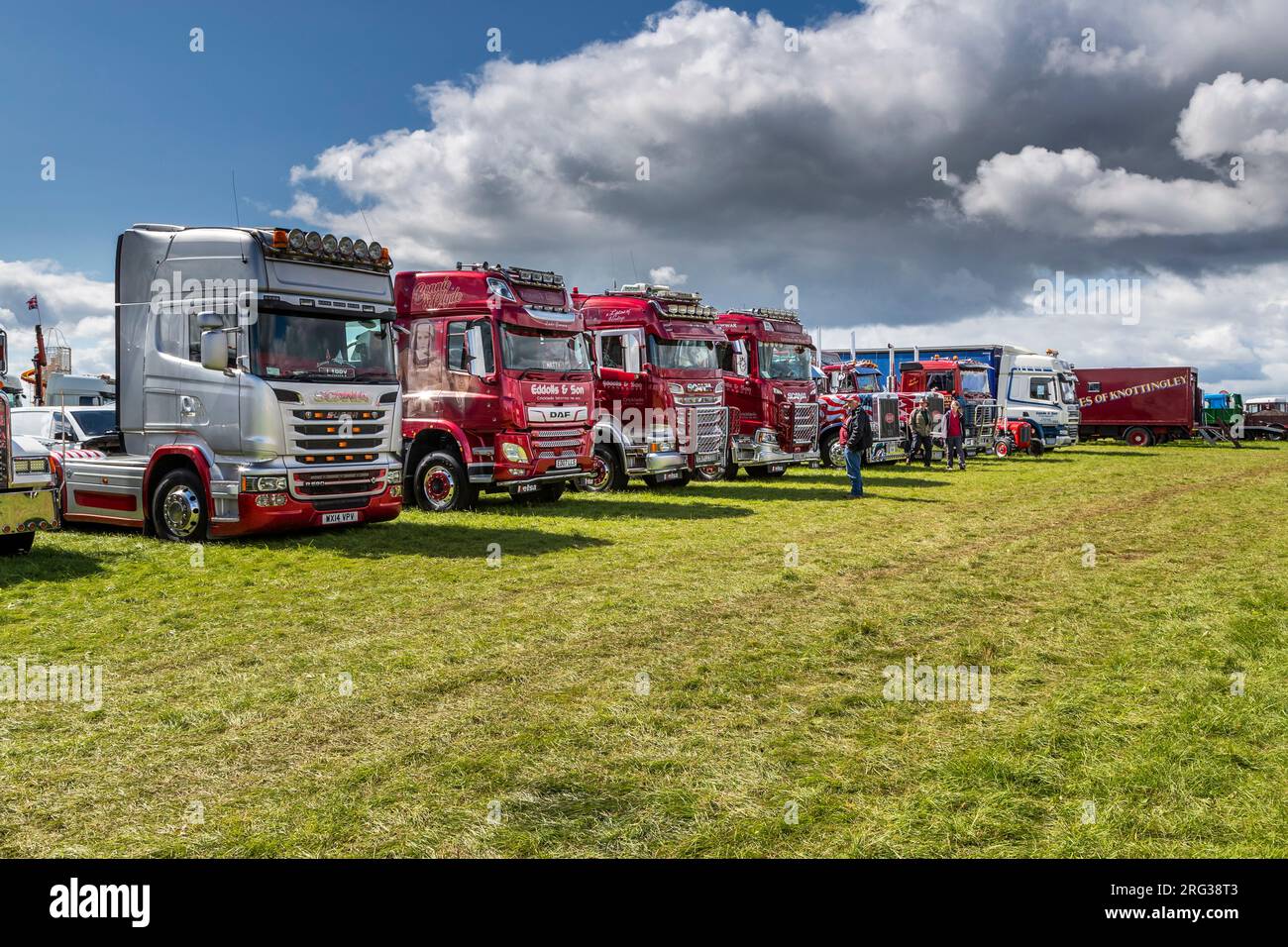 Edolls hi-res stock photography and images - Alamy