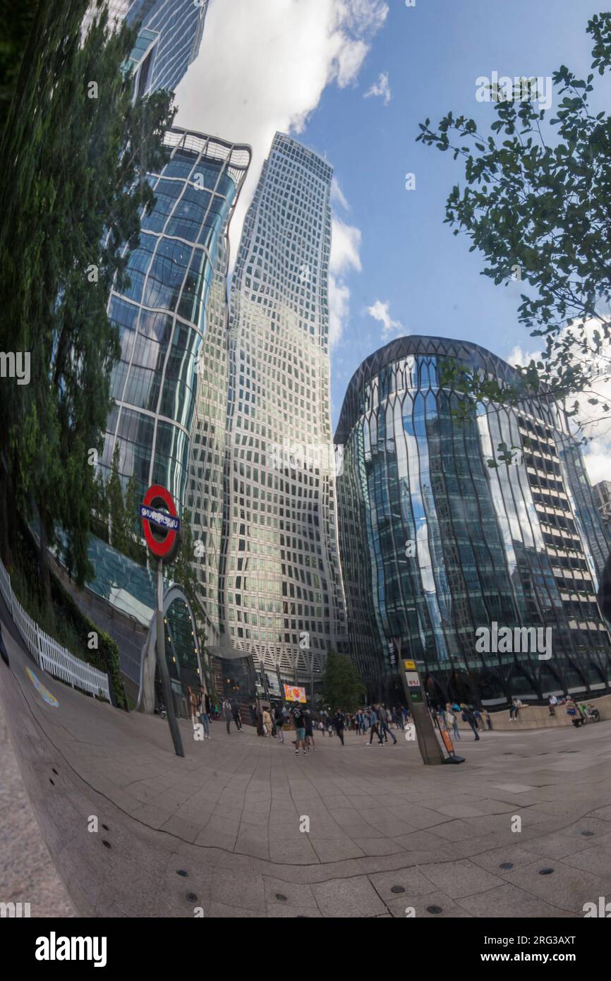 Psychedelic Reflection of Canary Wharf London Underground Tube Station ...