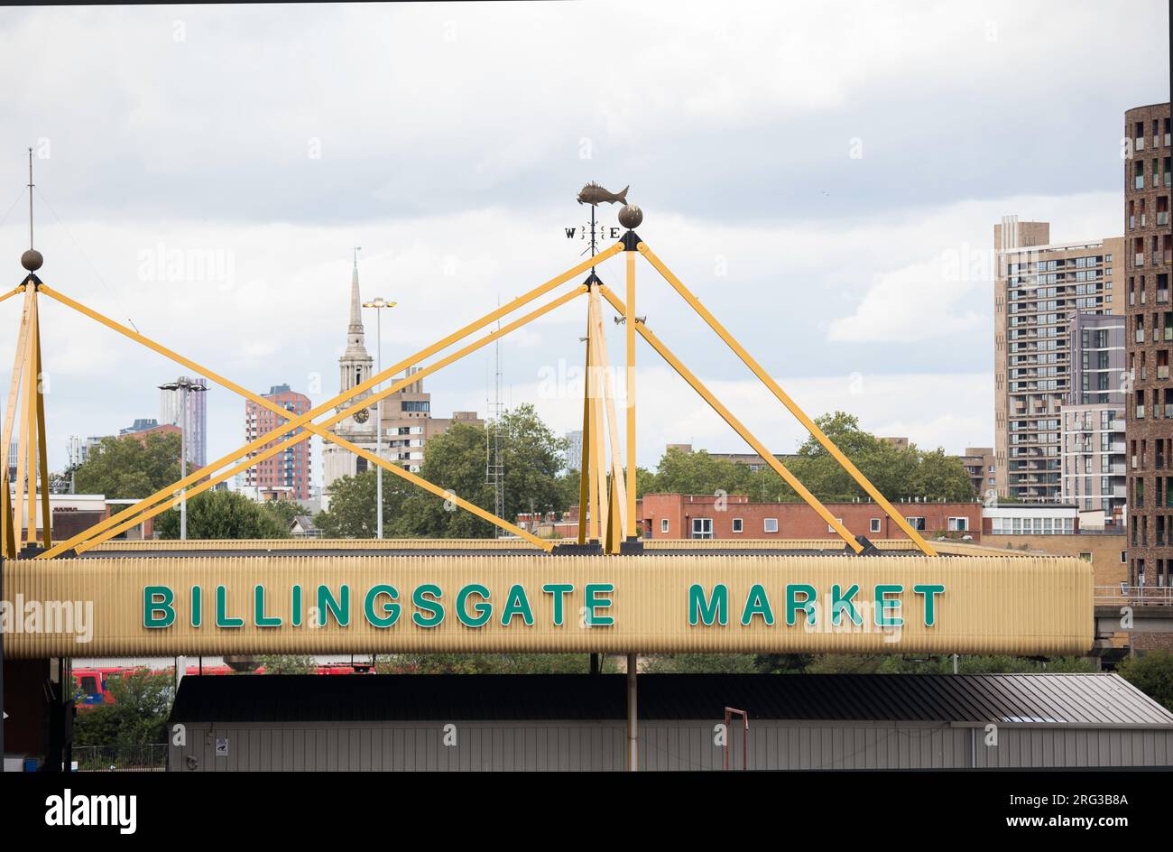 Billingsgate Fish Market Canary Wharf London Stock Photo - Alamy