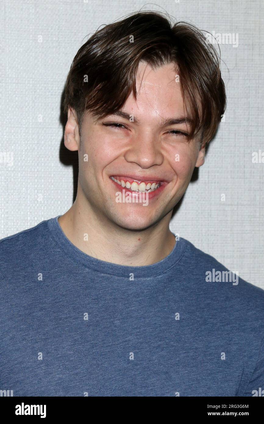 Joshua hoffman hi-res stock photography and images - Alamy