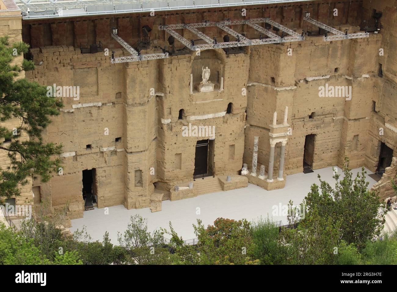 The roman theatre of orange hi-res stock photography and images - Alamy