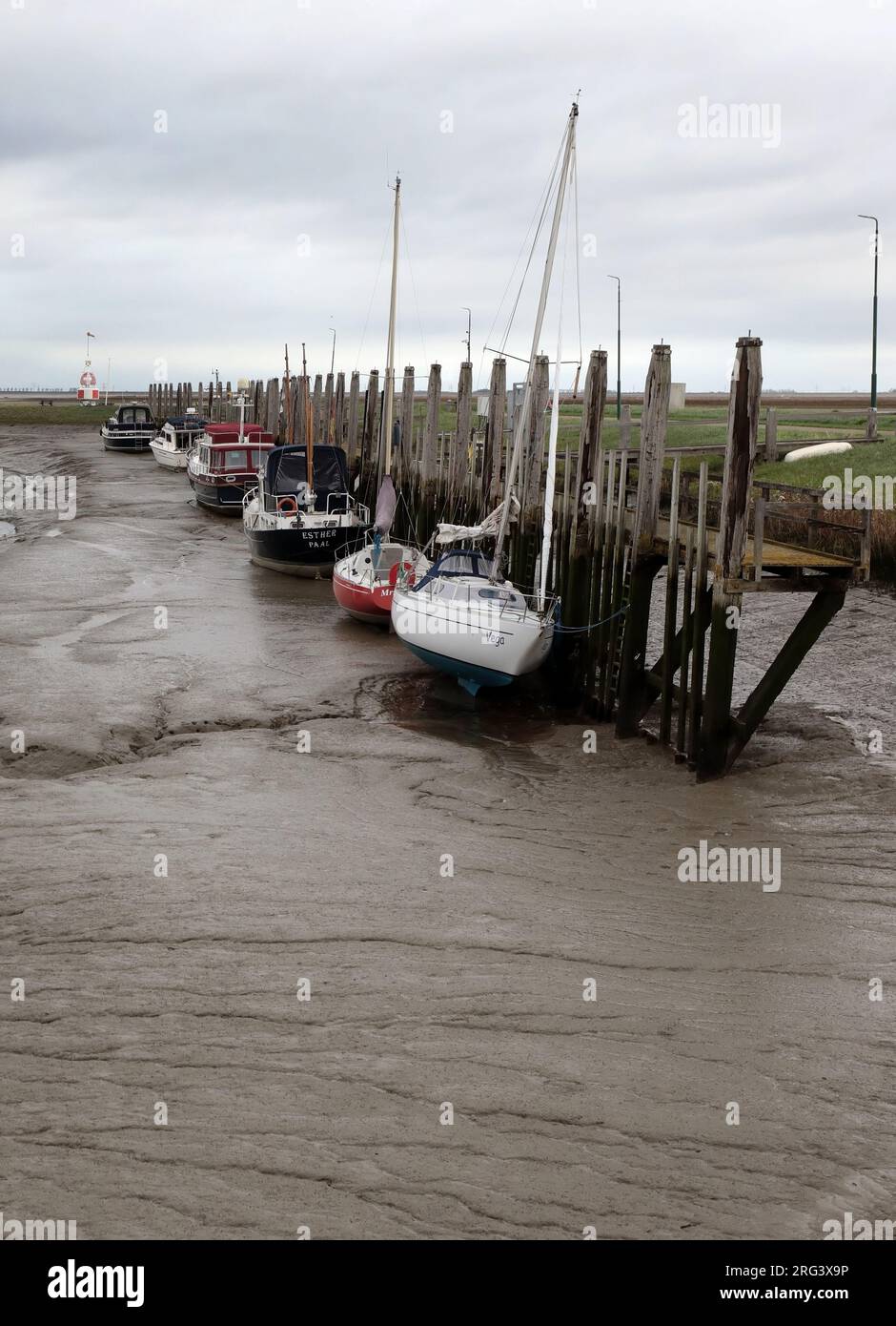 Waterlevels hi-res stock photography and images - Alamy