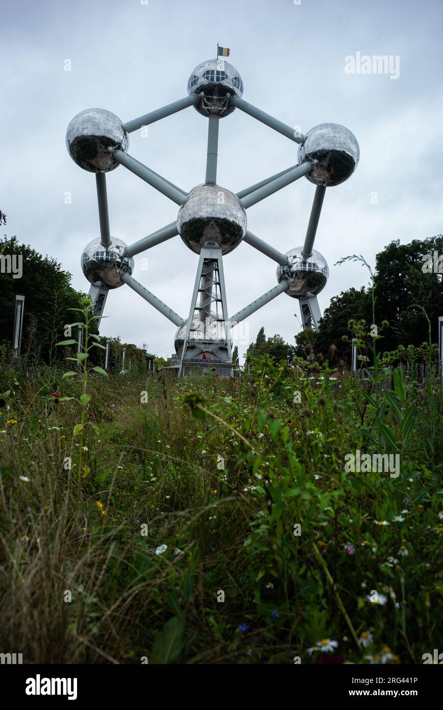 The Atomium is a 103 meter high structure built in 1958. It represents ...
