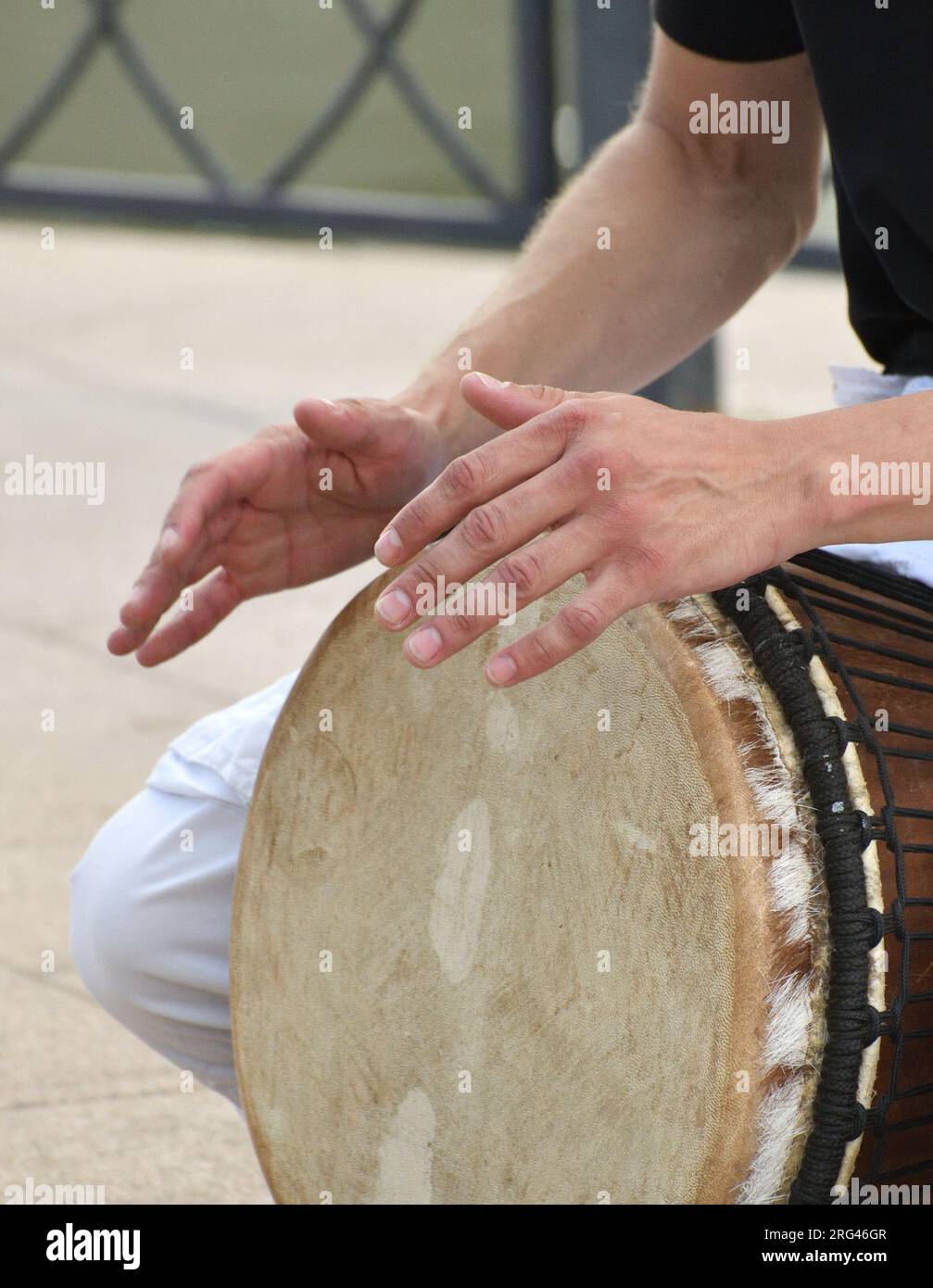 Jambe drum hi-res stock photography and images - Alamy