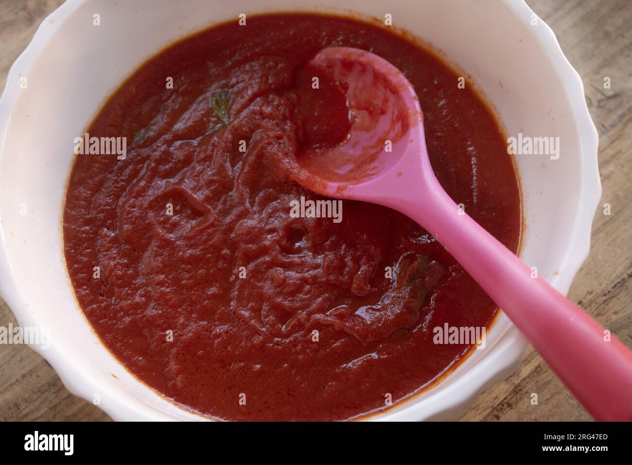 Tomato sauce container hi-res stock photography and images - Alamy