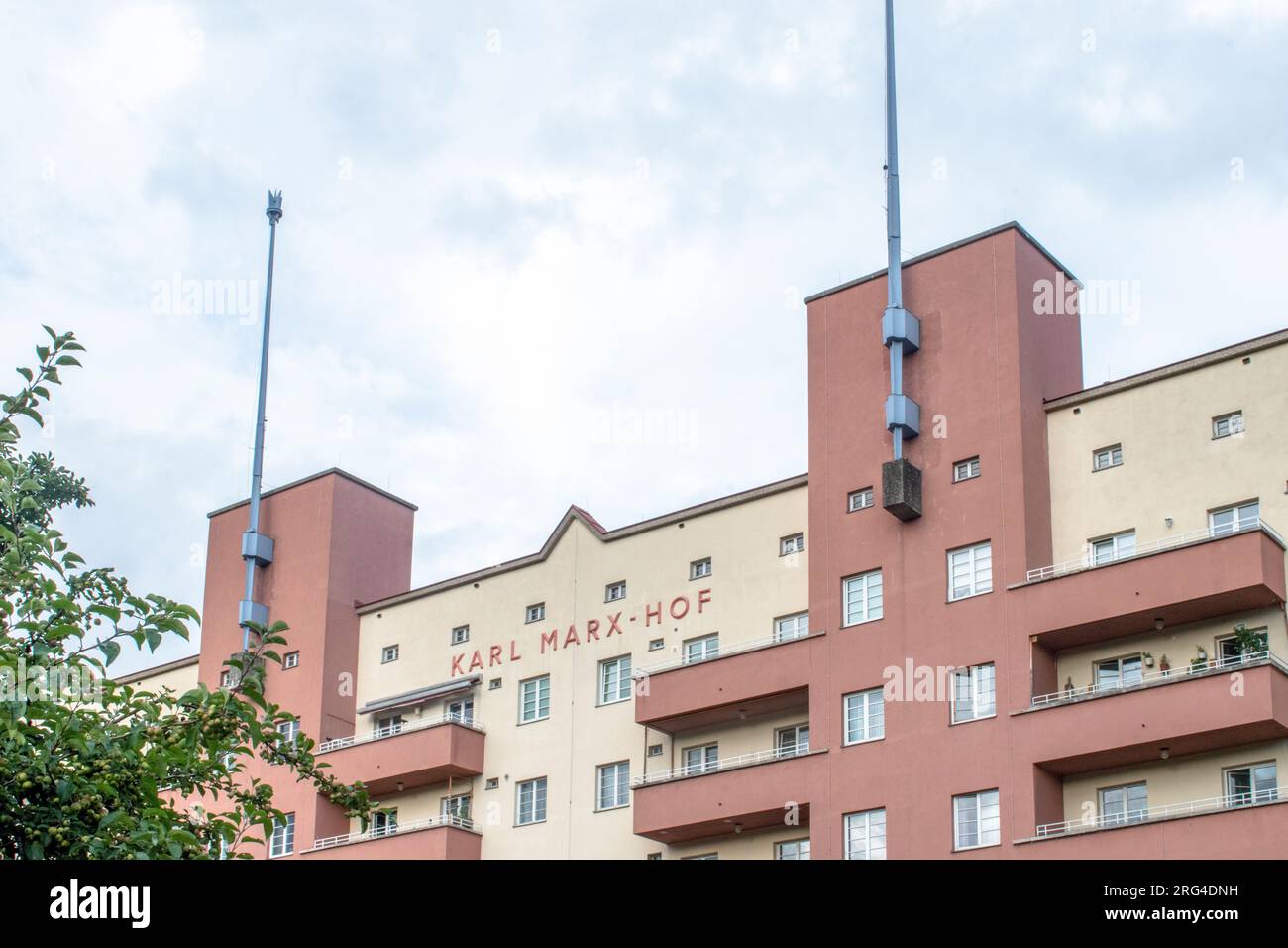 Vienna, Austria. 06 August 2023: Karl Marx-Hof housing complex and the ...