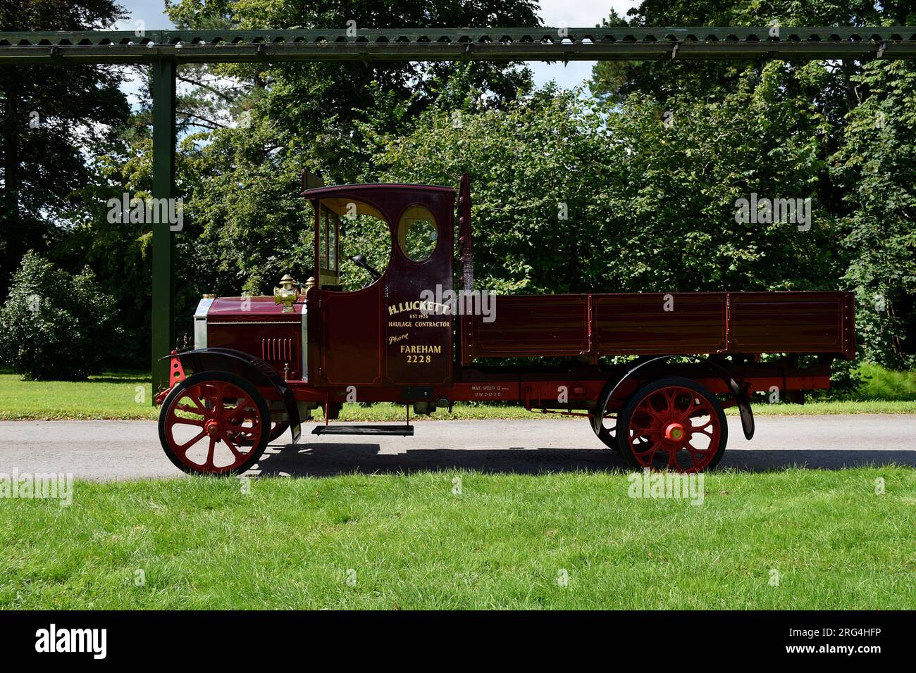 Vintage albion lorry hi-res stock photography and images - Alamy