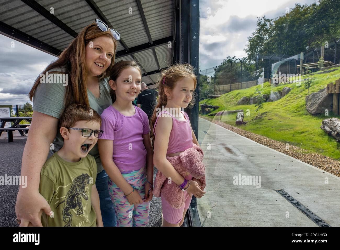 Victoria Withers (left) with her son Jack Withers, 5 (second from left ...