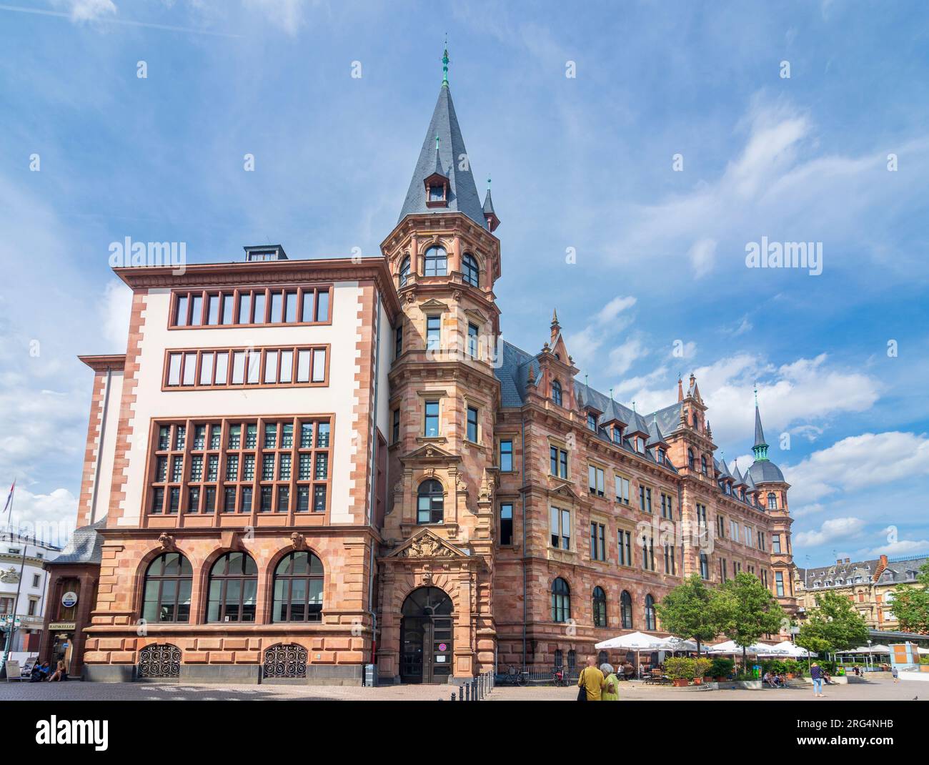 Town hall in rheingau hi-res stock photography and images - Alamy
