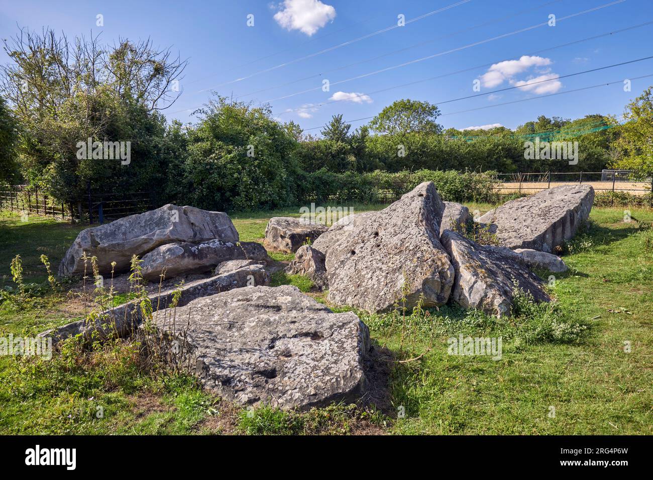 Little Kit's Coty stones - the ruins of a neolithic burial chamber ...