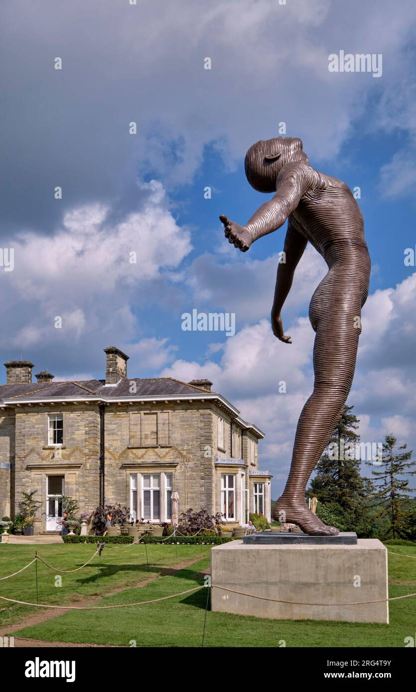 Leonardslee sculpture park hi-res stock photography and images - Alamy