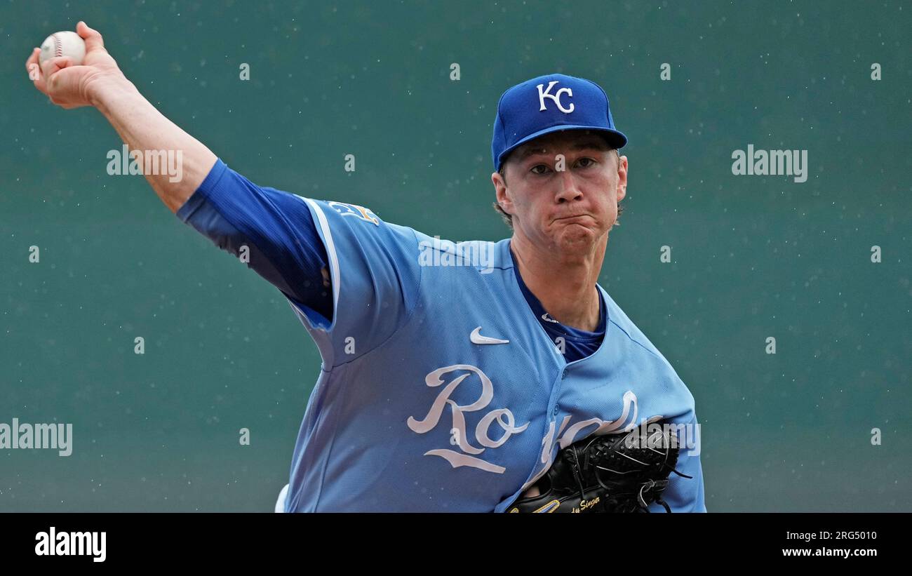 Kansas City Royals starting pitcher Brady Singer throws during the ...