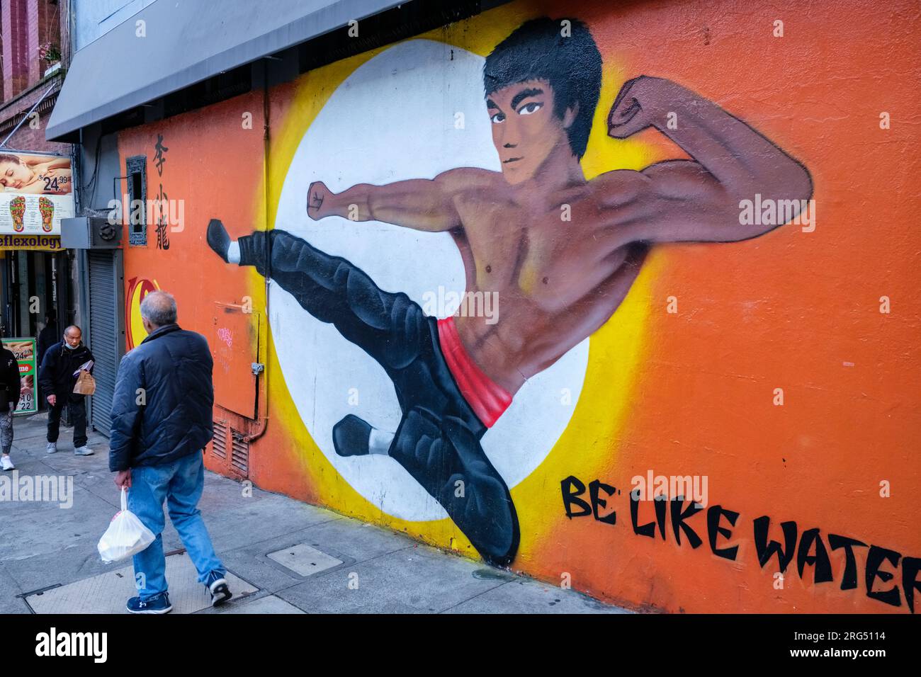 A mural of Bruce Lee in Chinatown, San Francisco, California, USA Stock ...