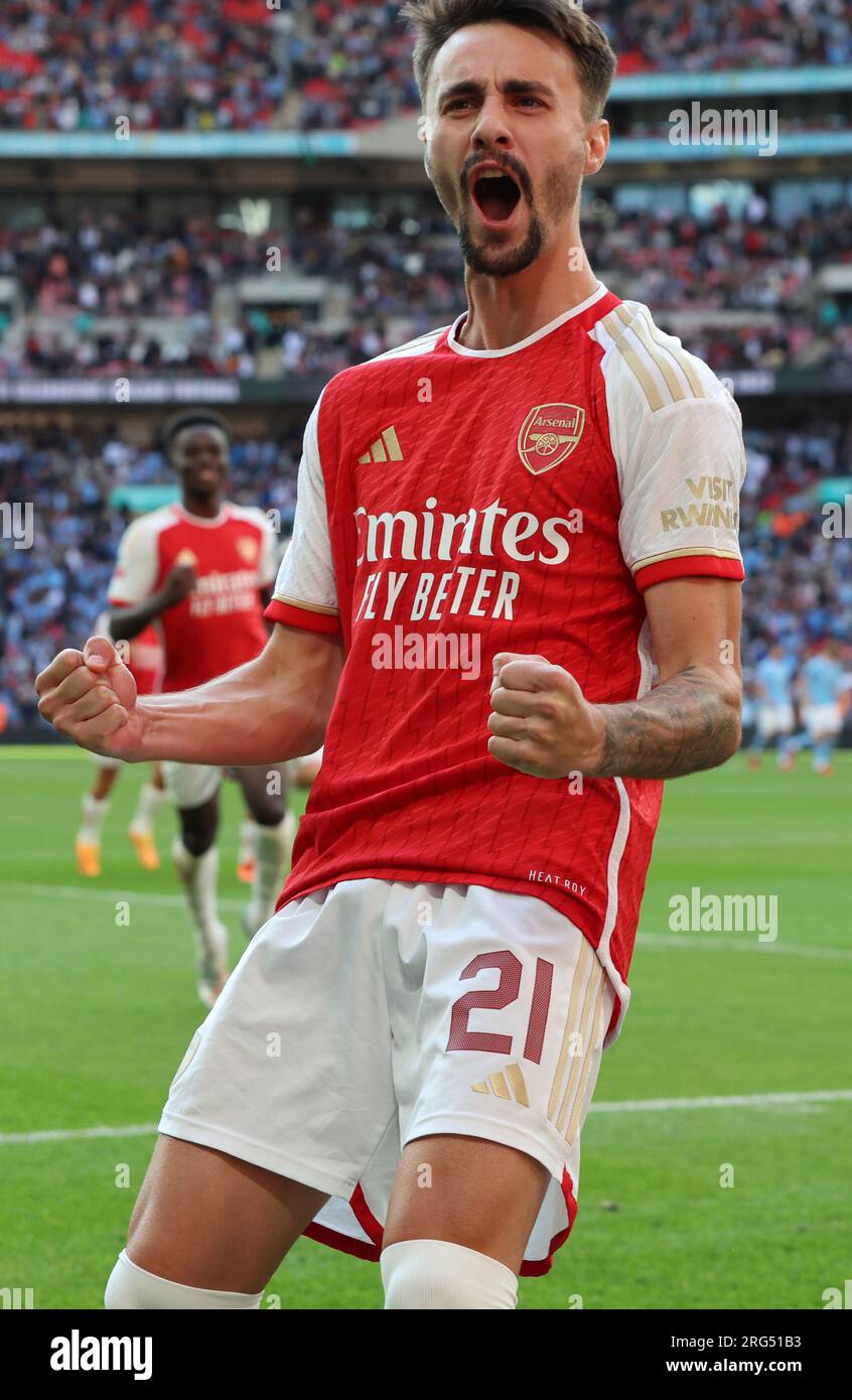 Community shield 2023 hi-res stock photography and images - Alamy