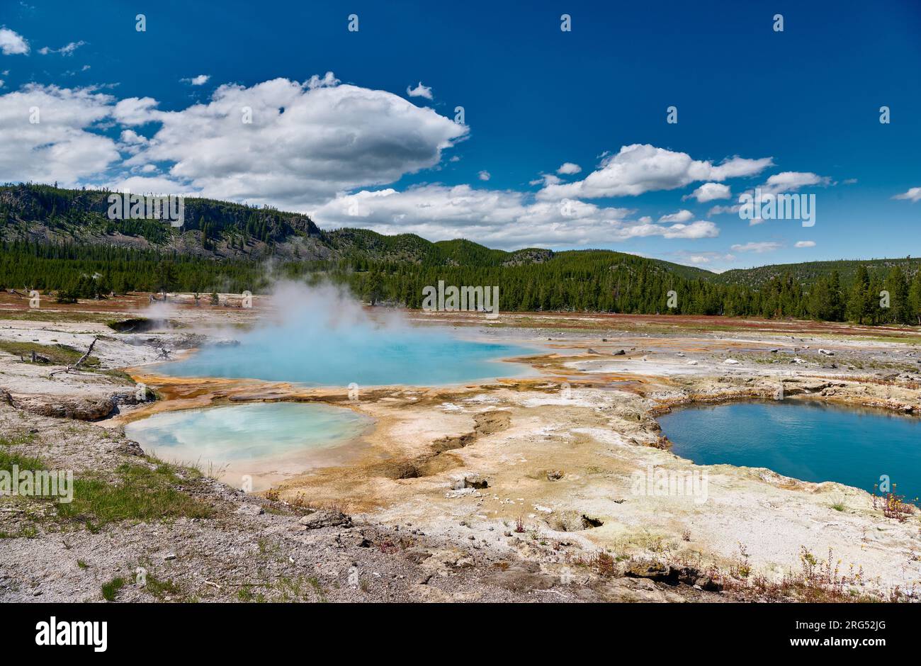 Black Diamond Pool, Biscuit Basin, Yellowstone National Park, Wyoming ...