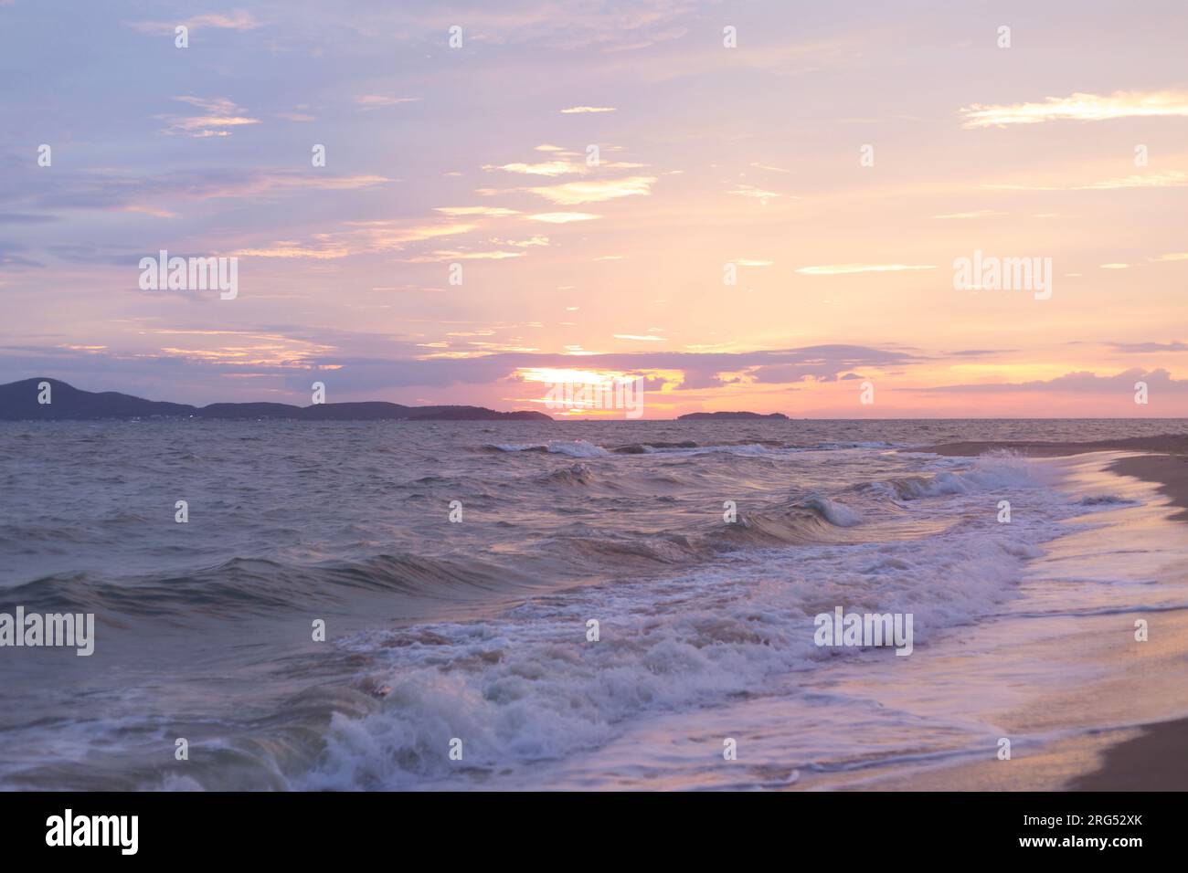 Raging sea hi-res stock photography and images - Alamy