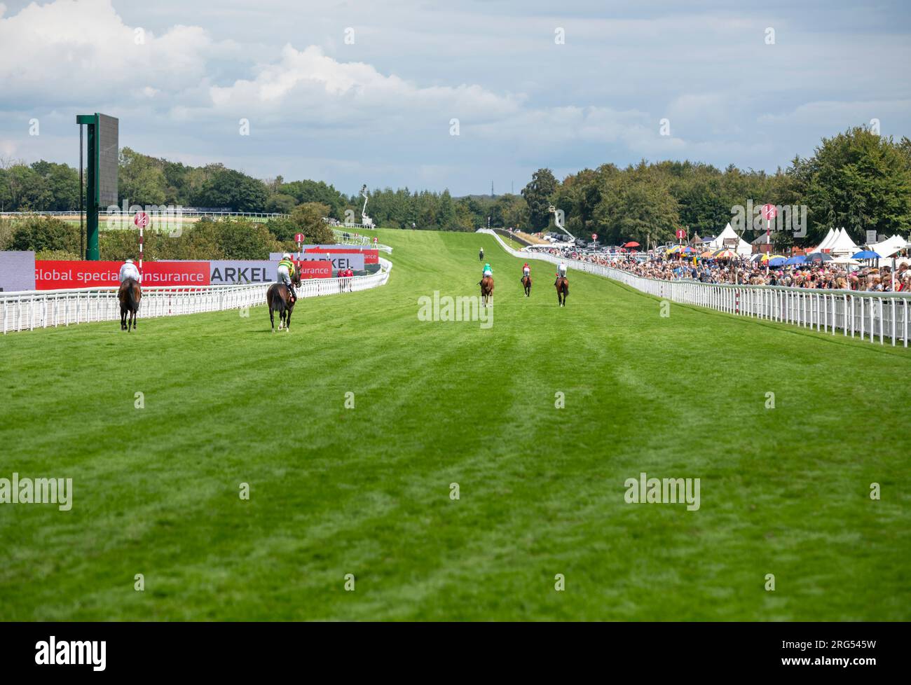 Glorious goodwood 2023 hi-res stock photography and images - Alamy