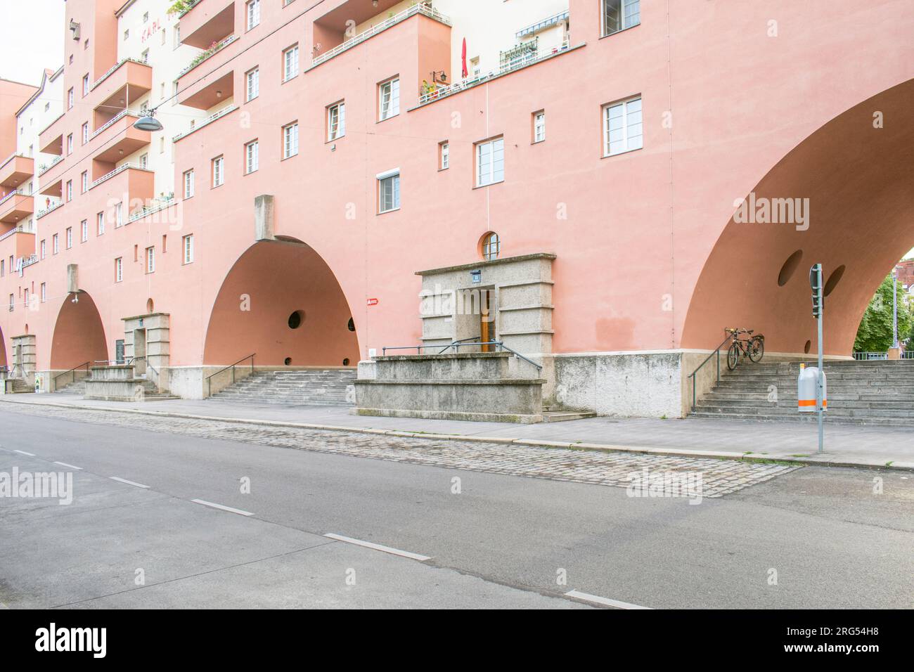 Vienna, Austria. 06 August 2023: Karl Marx-Hof housing complex and the ...