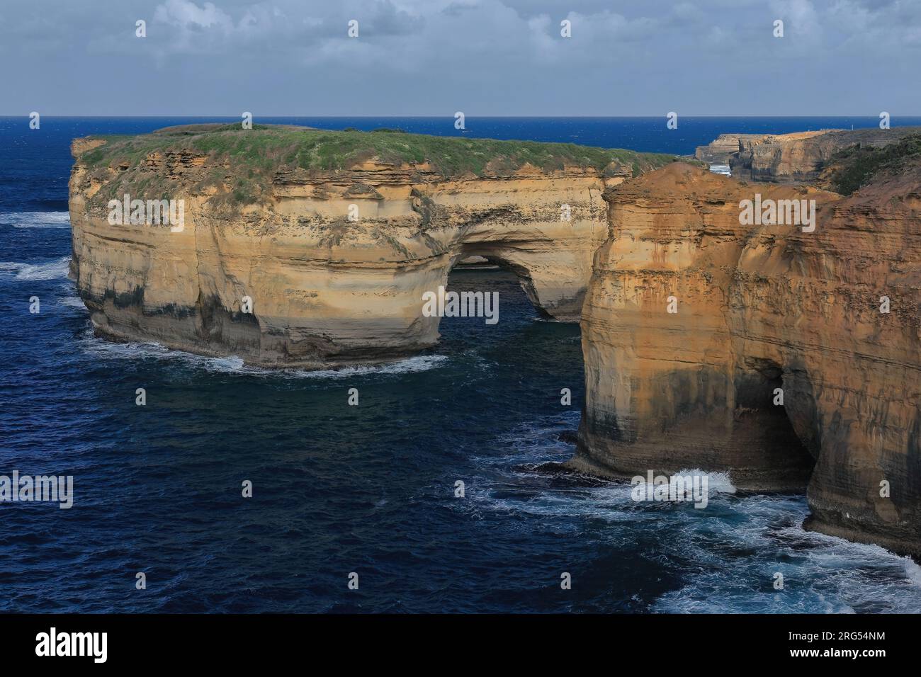 Natural arch loch ard gorge hi-res stock photography and images - Alamy