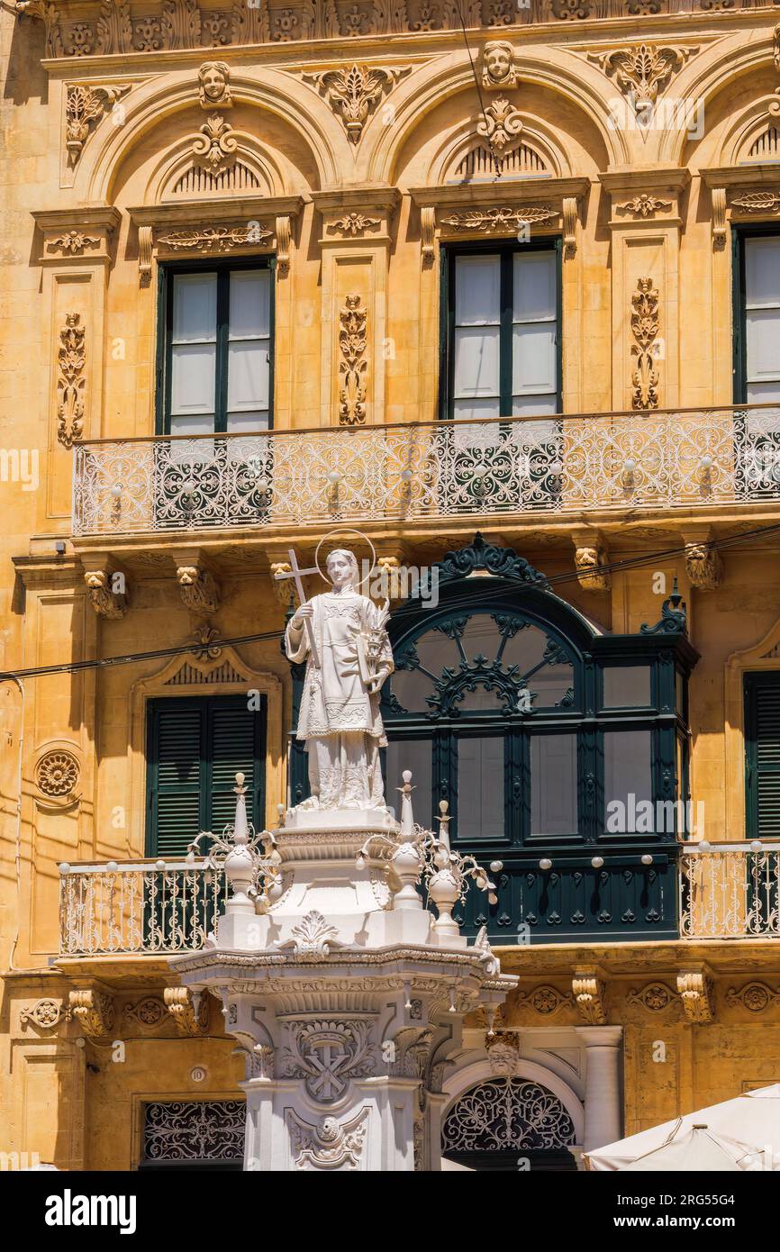 Birgu victory square hi-res stock photography and images - Alamy
